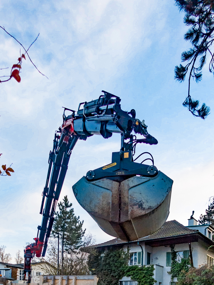 LKW Kran Basel bis 30 m // mit Greifer // Nussbaumer